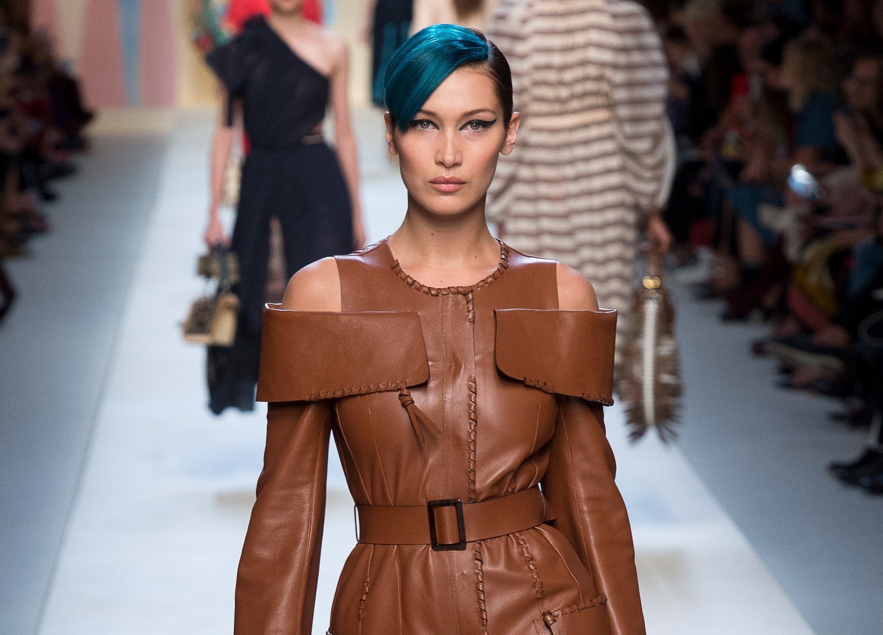 Смотри показ Fendi здесь!